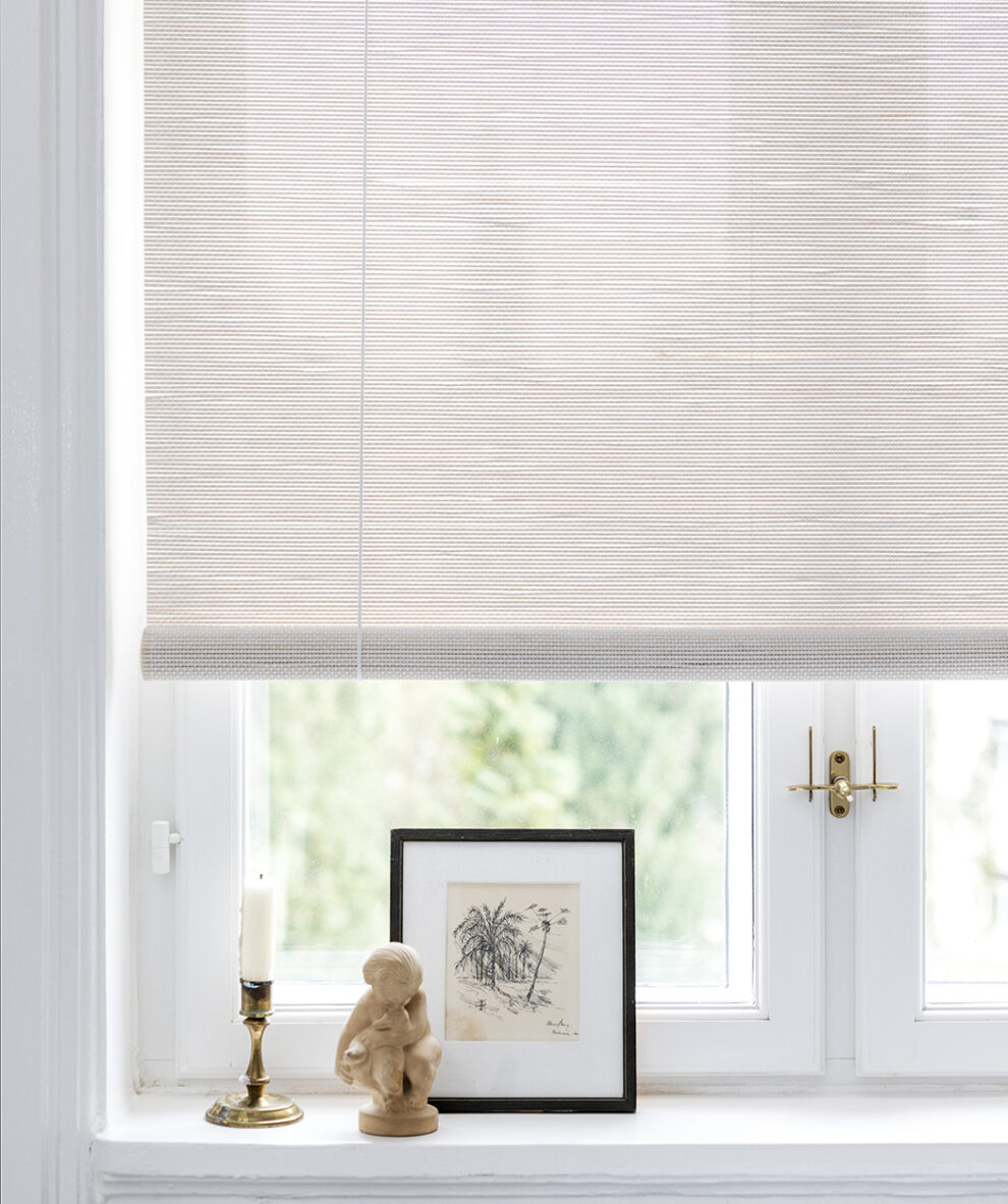 Ljus vit bambu rullgardin - Color & Co